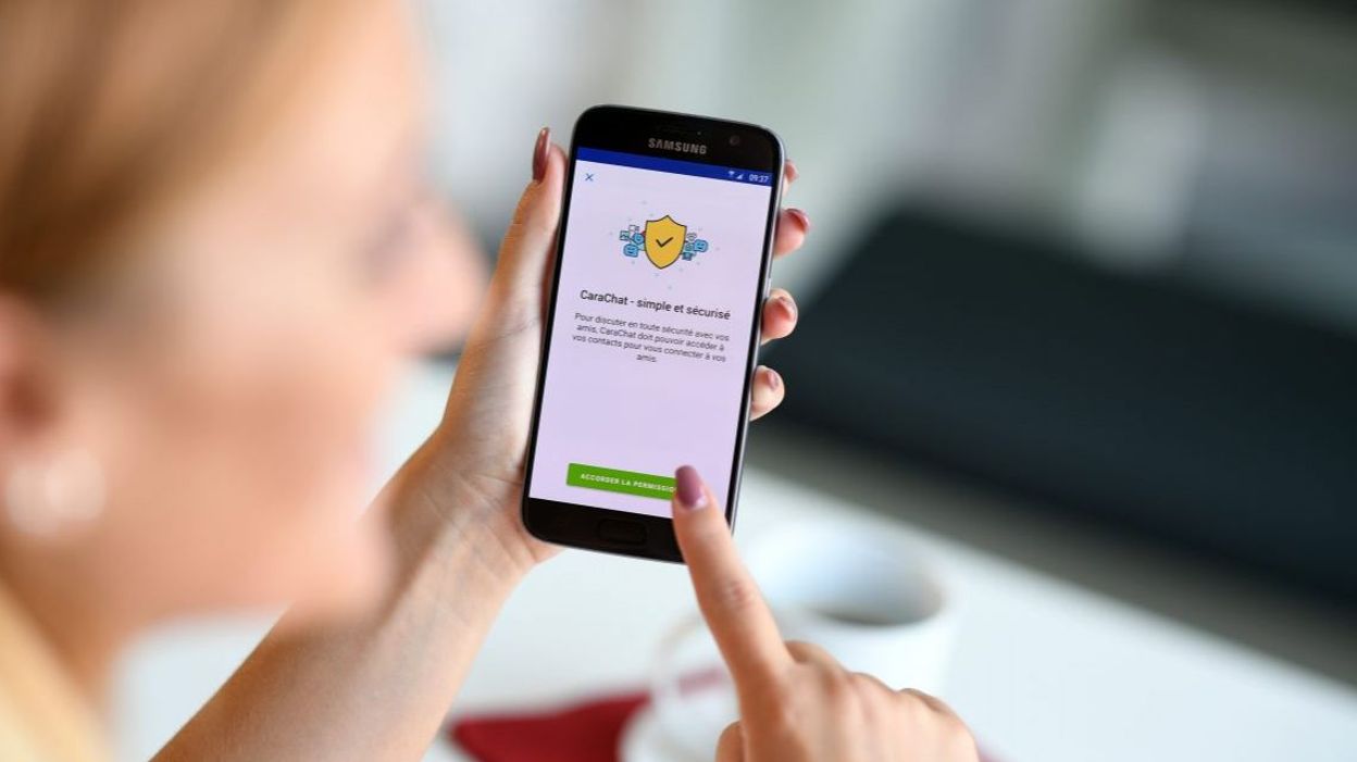 Pour ses 20 ans, CaraMail revient sous forme de messagerie - RTBF Actus