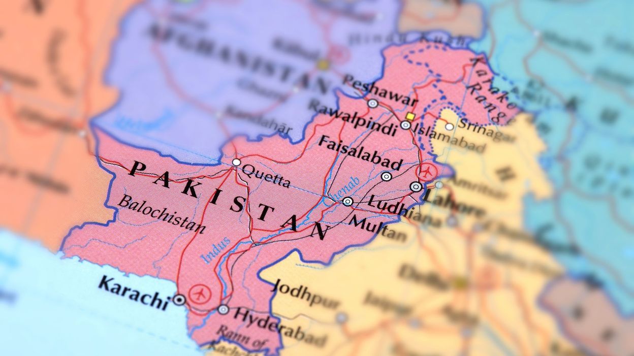 Pakistan : en attendant les élections, un nouveau Premier ministre a ...