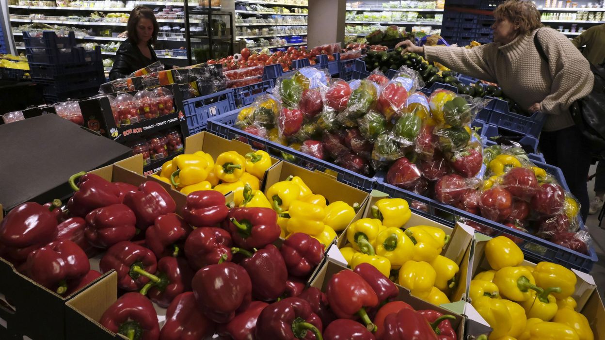 Delhaize a présenté son supermarché du futur, à Nivelles - RTBF Actus