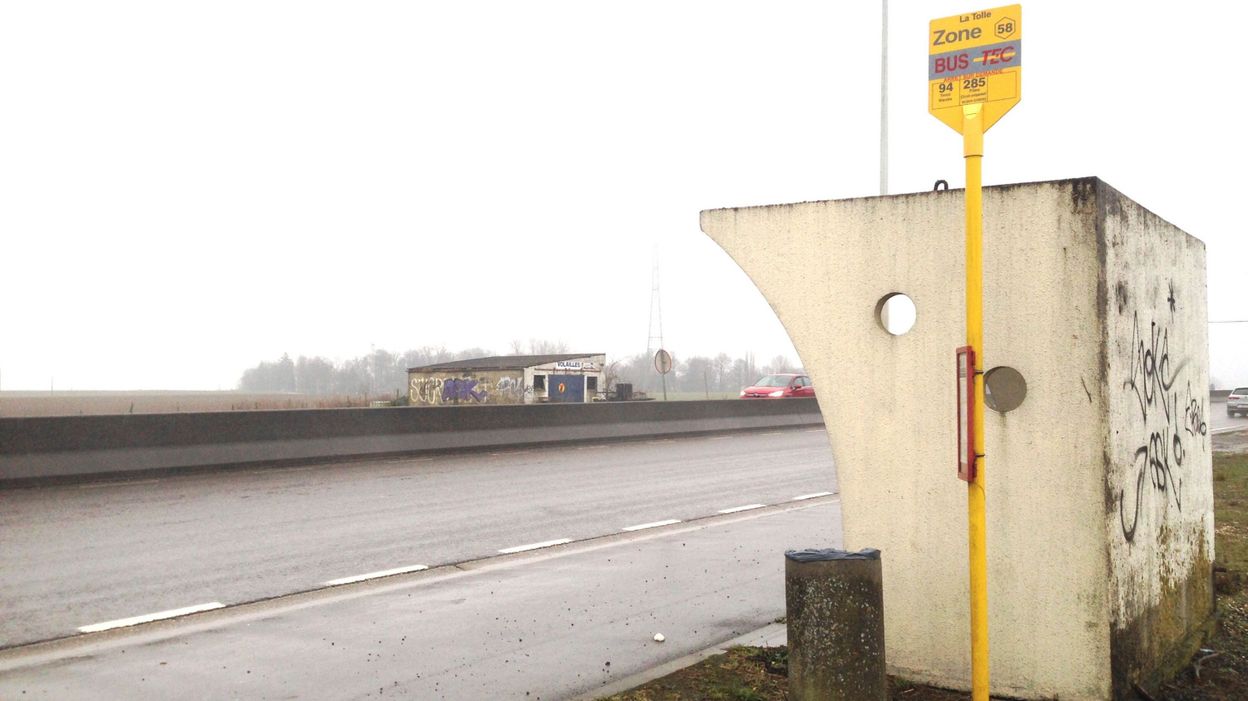 Situation extrêmement dangereuse à Nandrin: un arrêt de bus pose ...