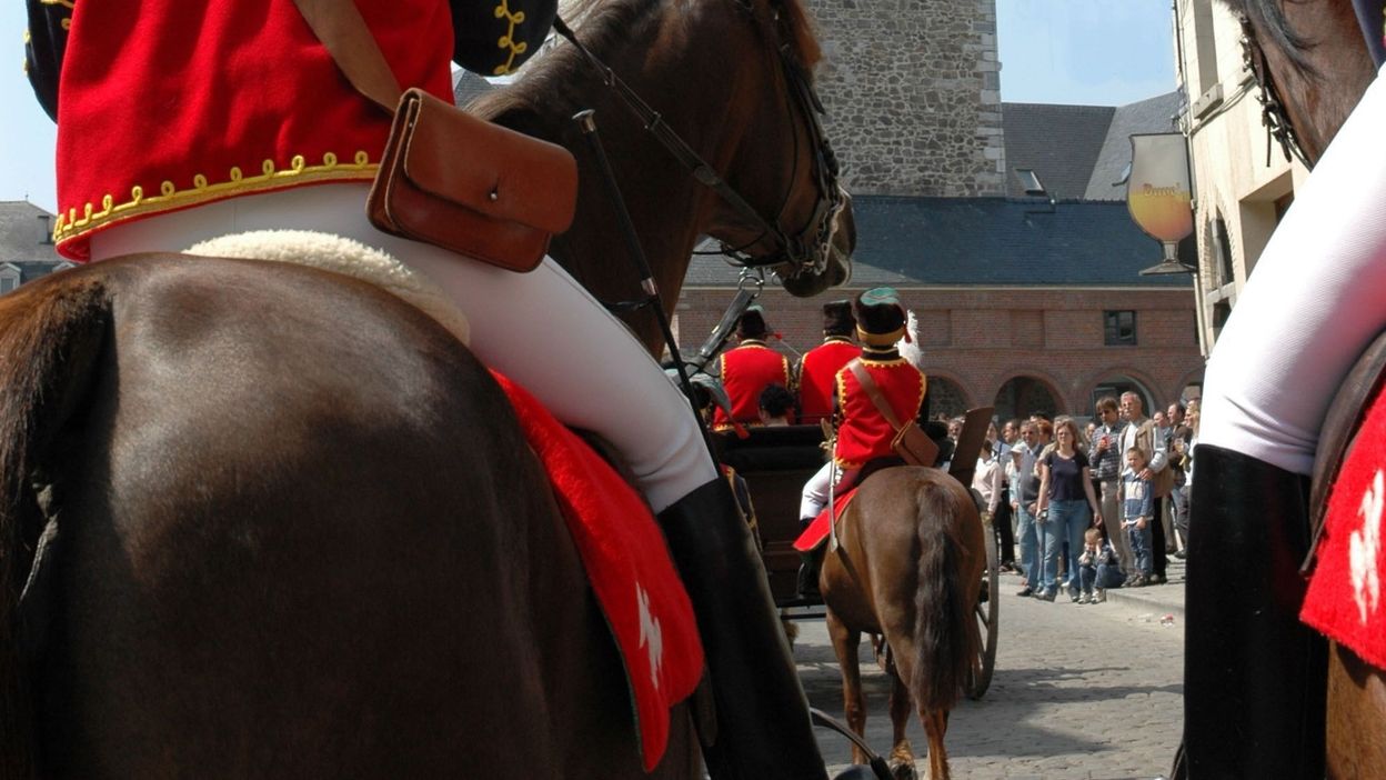 Thuin : la Saint-Roch, la première grande marche des marches militaires ...