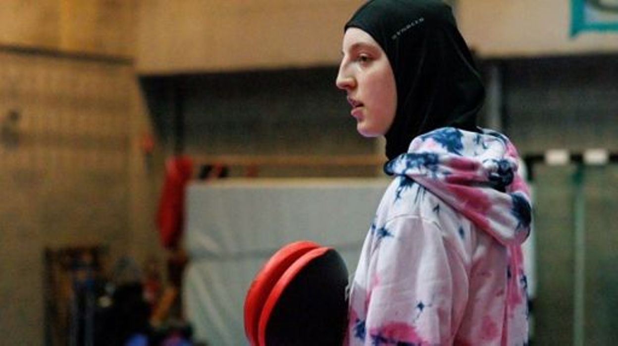Qui est Sarah Chaâri, la jeune Belge qui se positionne sérieusement ...