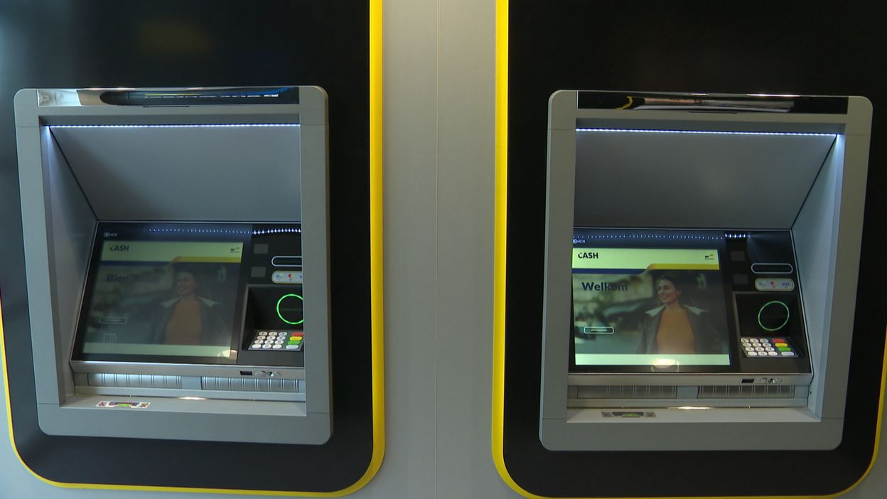 Les six premiers distributeurs automatiques de billets neutres - RTBF Actus