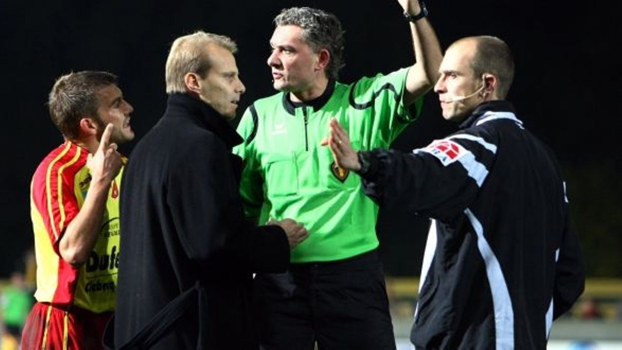 Louis Derwa convoqué par le comité sportif - RTBF Actus