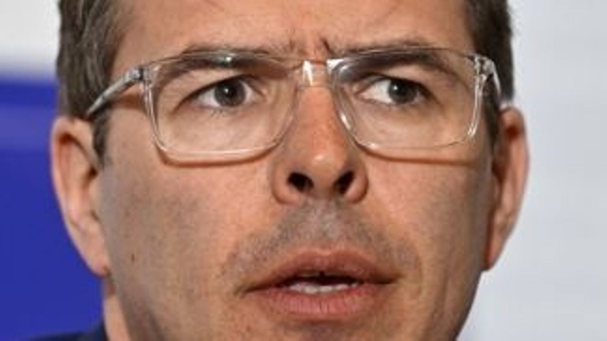 Police fédérale : Eric Snoeck prête serment comme commissaire général ...