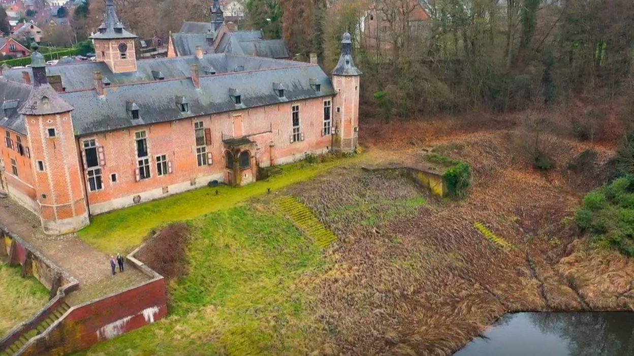 Le Prince Félix de Merode ouvre les portes du majestueux Château de ...