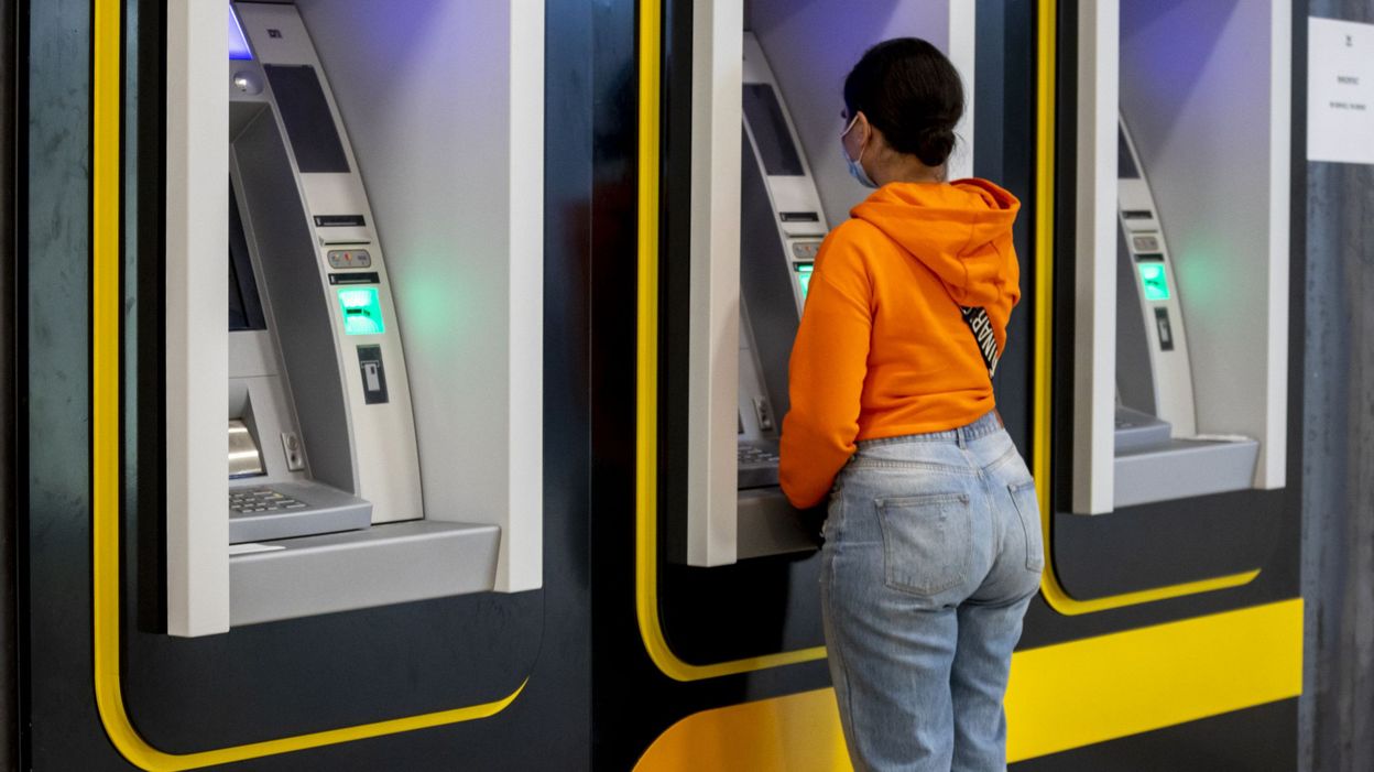 Où se trouveront les futurs distributeurs de billets Bancontact ...