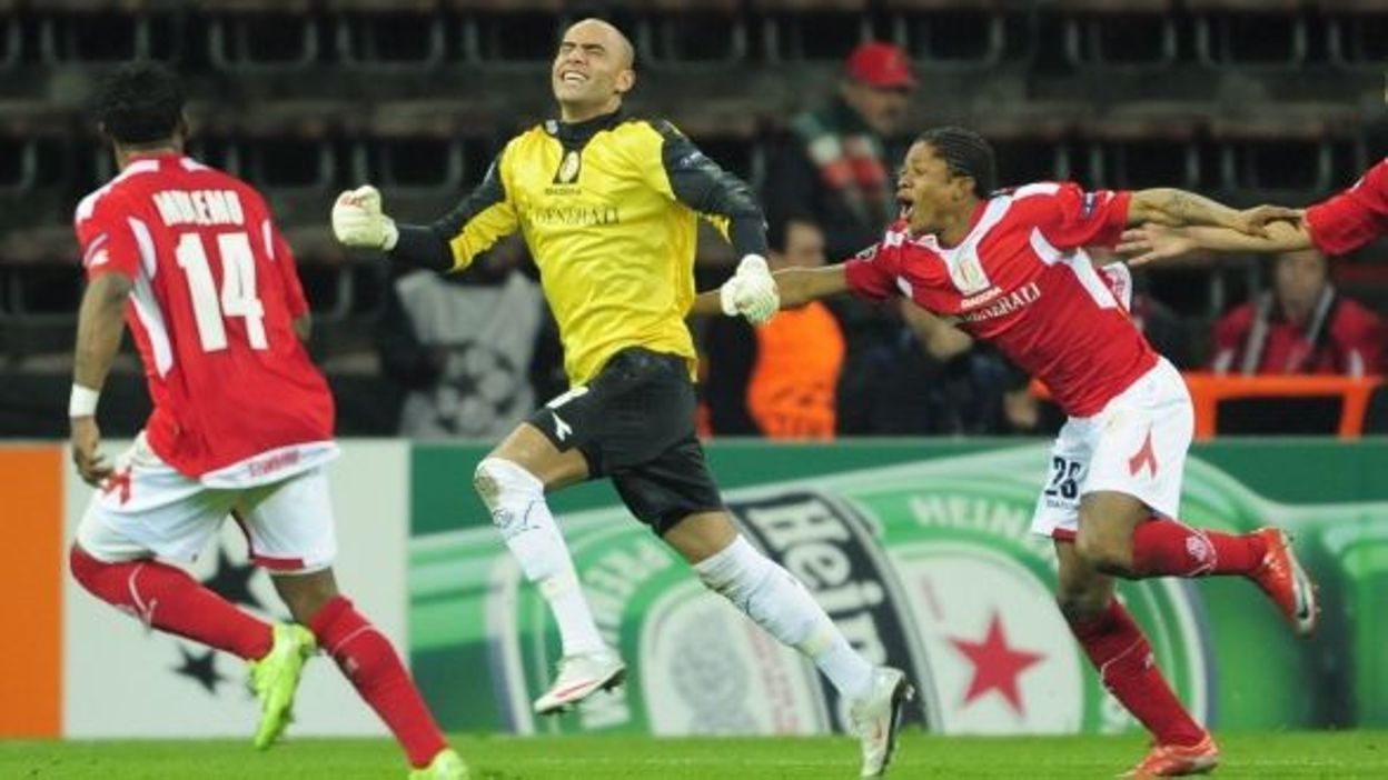 Football : Sinan Bolat, ce héros - RTBF Actus