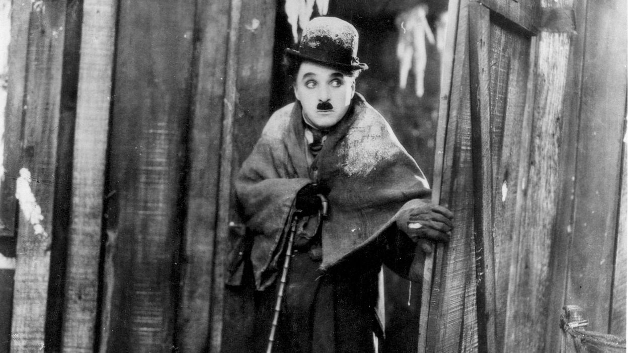 La vie et l’œuvre de Charlie Chaplin racontées dans un formidable ...