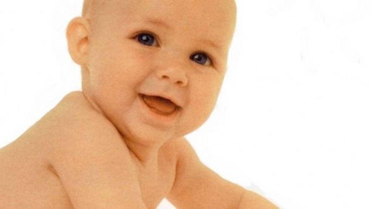 Pouce ou tétine pour bébé? - RTBF Actus