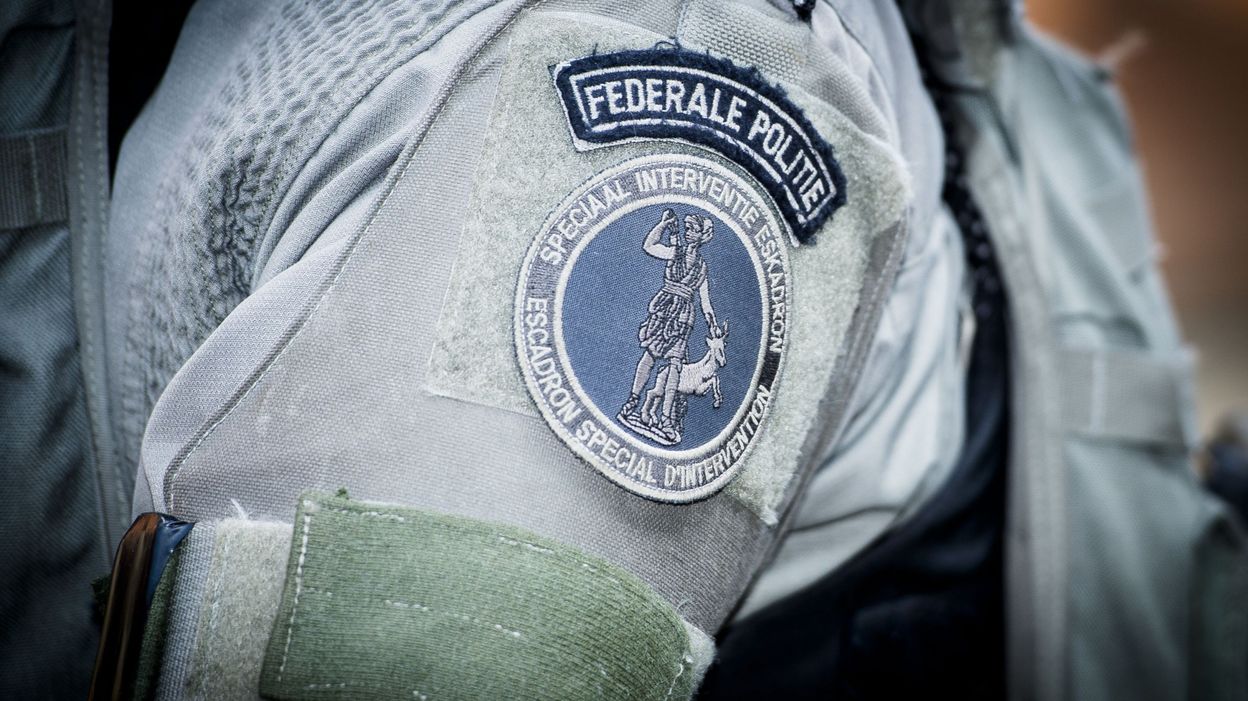 Police fédérale : Eric Snoeck prête serment comme commissaire général ...