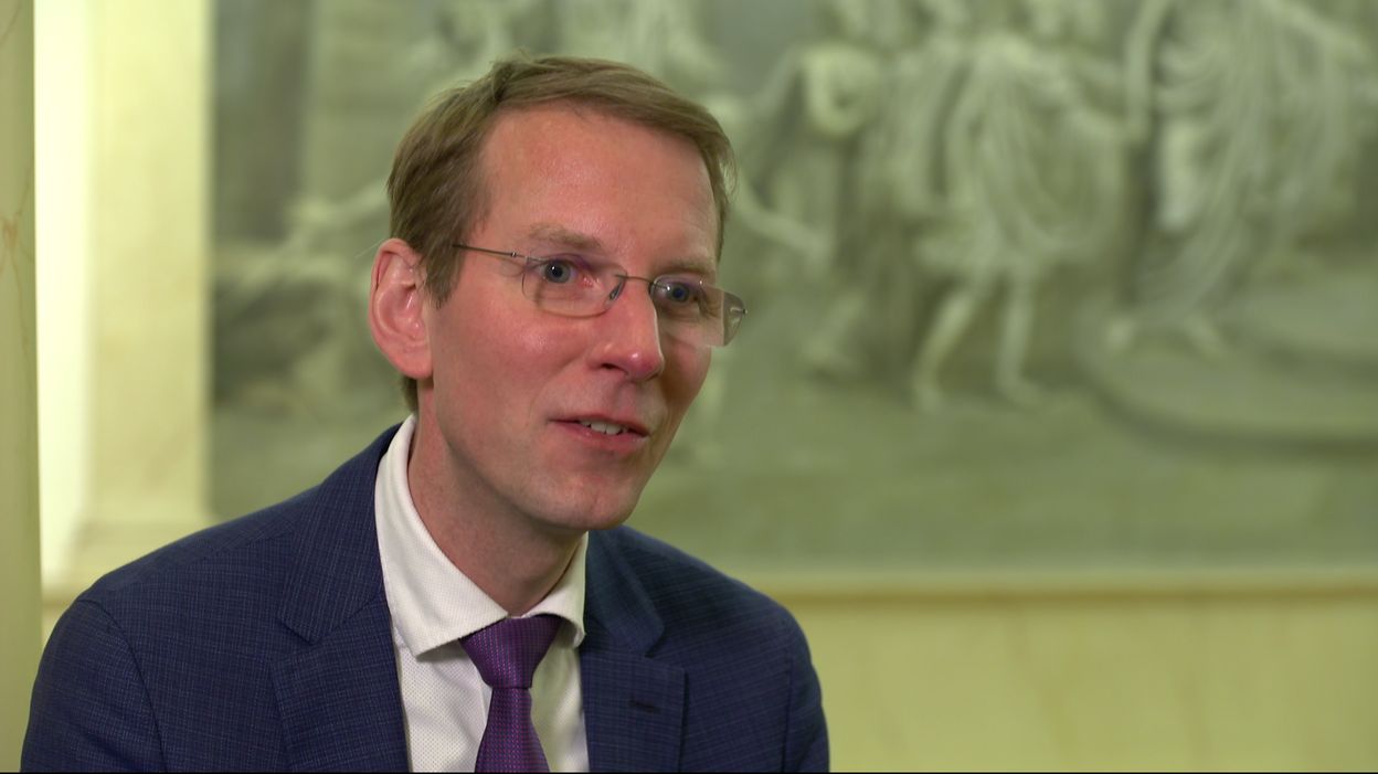 10 ans de règne du roi Philippe – acte 1 : comment Philippe a-t-il ...
