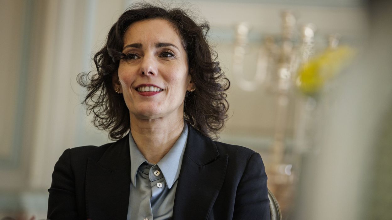 Roxane de Bilderling devient la première ambassadrice de Belgique en ...