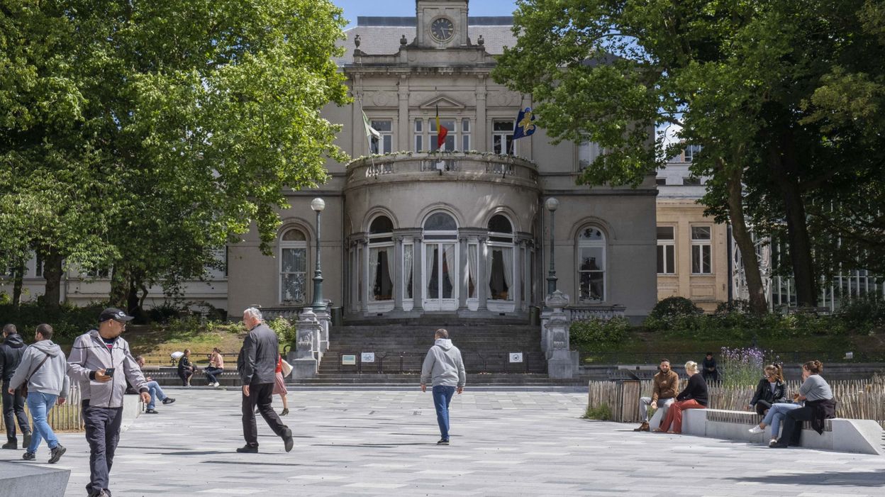 Dysfonctionnements au CPAS d’Anderlecht : 'Je ne me suis pas caché, j ...