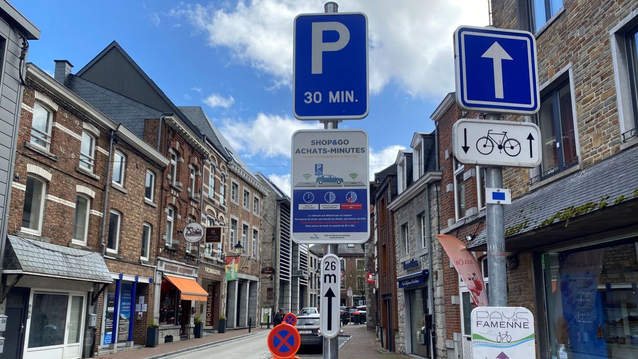 Le centre-ville de Ciney en chantier pour 45 jours au moins - RTBF Actus