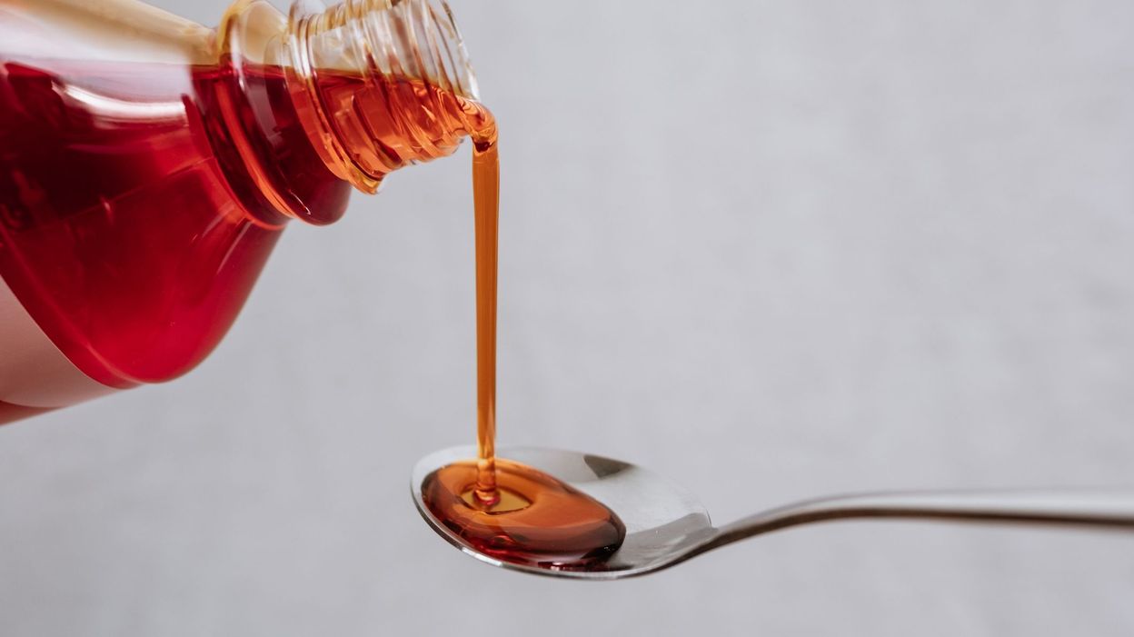 Les sirops contre la toux : solution miracle ou remède dépassé ? - RTBF ...