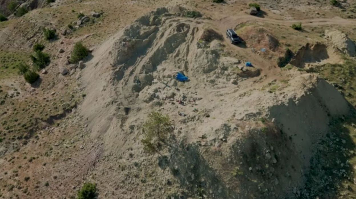 Canada : découverte d’un fossile de dinosaure qui pourrait être un ... Canada : découverte d’un fossile de dinosaure qui pourrait être un ...