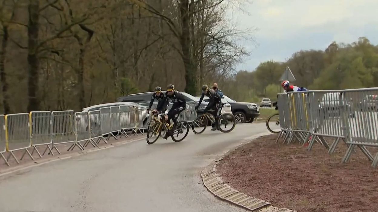 Paris-Roubaix : une chicane installée à l’entrée de la trouée d ...