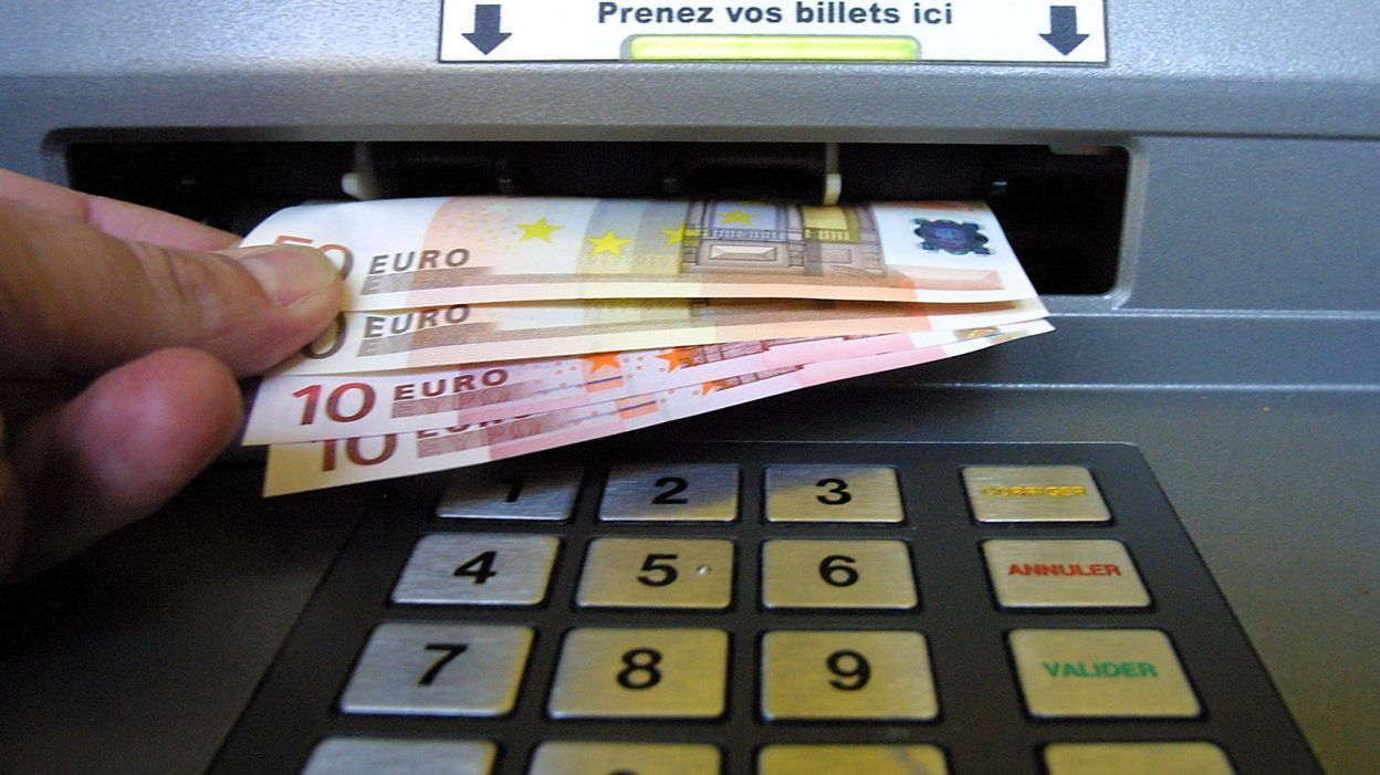 Où trouver du cash en Belgique ? Découvrez les distributeurs de billets ...