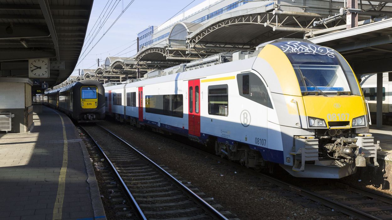 La ligne de bus Express E13 vers Bruxelles ne partira plus du parking ...