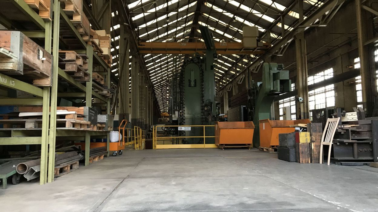 A l'arsenal de Rocourt, une 'maquette' du futur avion de l'armée belge ...