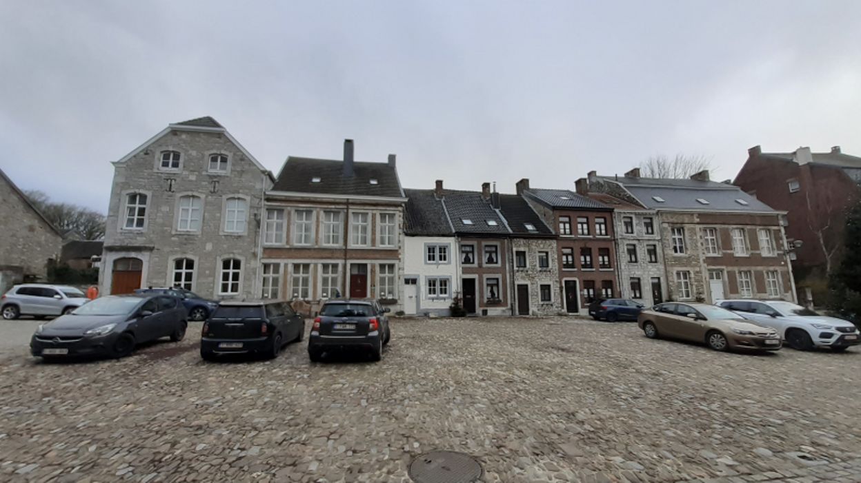 Rénovation achevée de la place classée Saint-Georges de Limbourg Haut ...