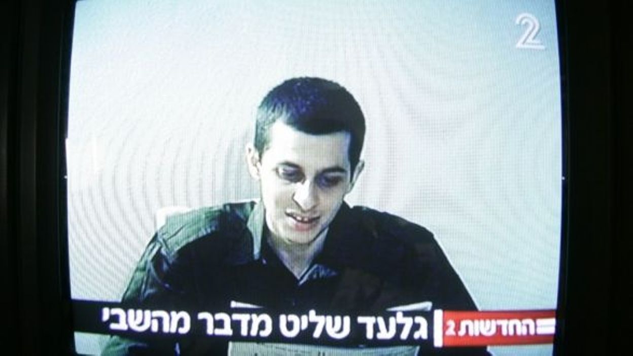 19 Palestiniennes libres en échange d'une vidéo de Shalit - RTBF Actus