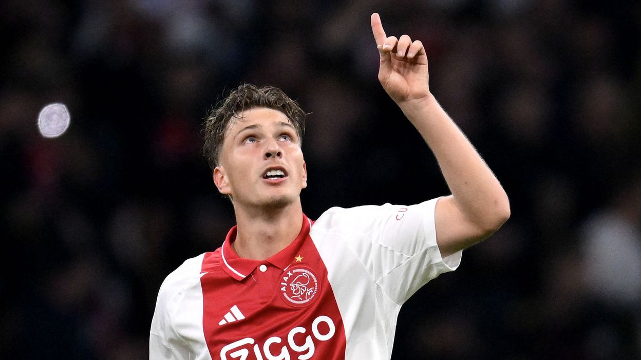 Mika Godts, la sensation de l’Ajax, appelé chez les Diablotins pour la ...