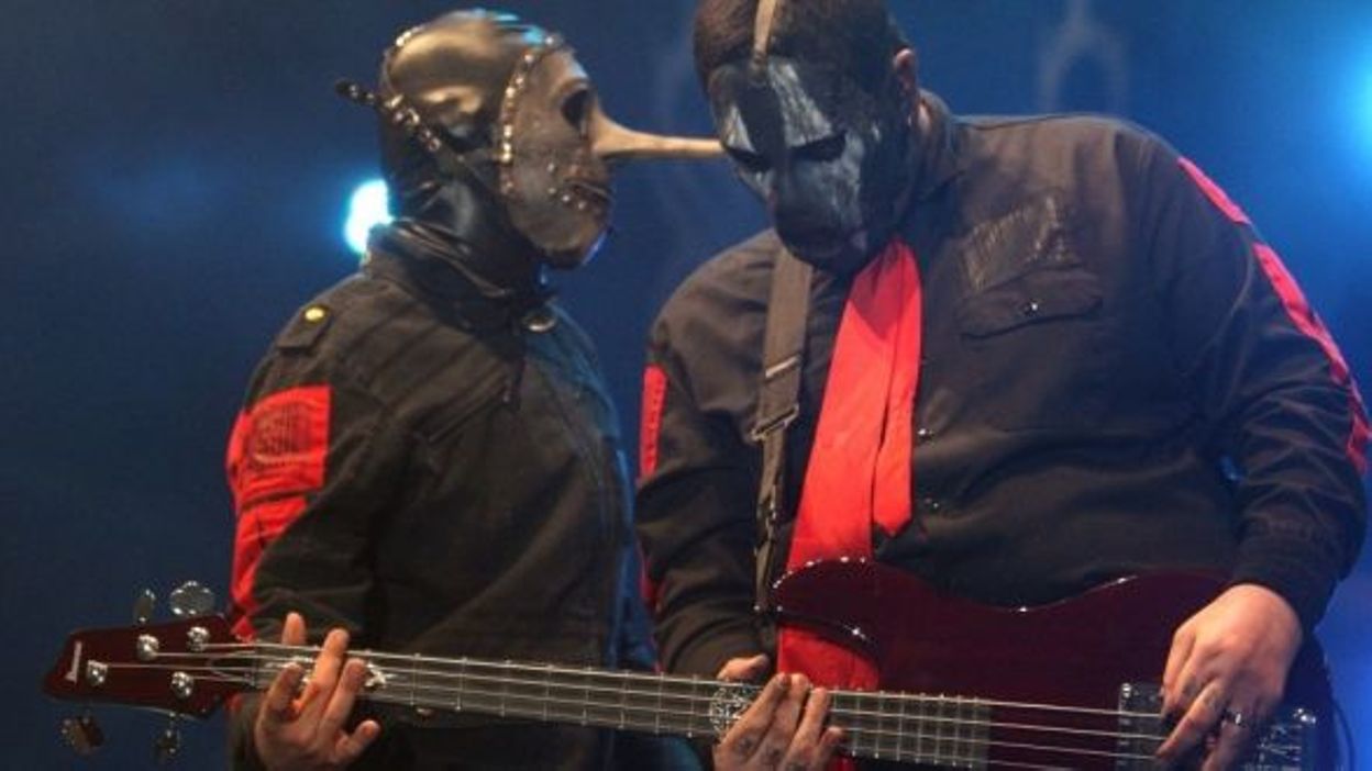 Mort du bassiste du groupe de heavy metal Slipknot - RTBF Actus