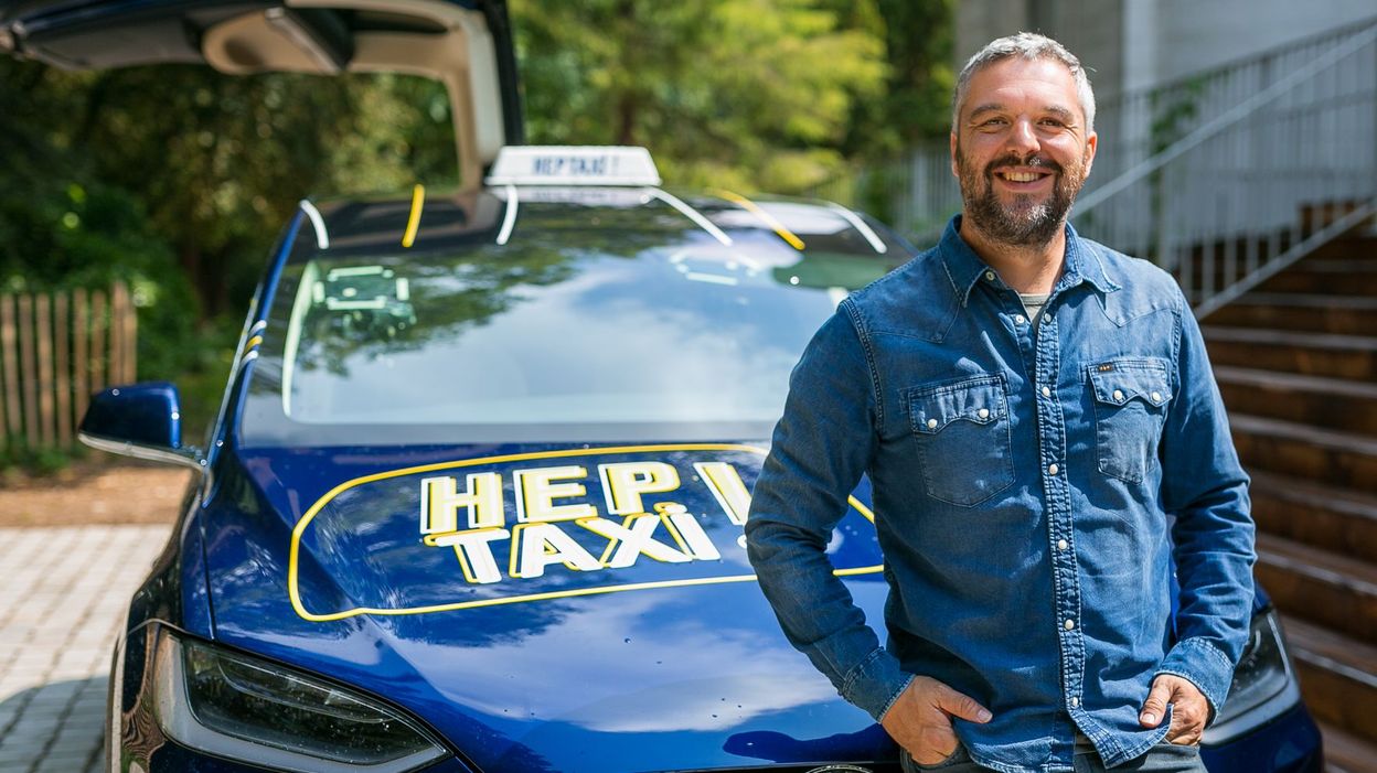 Rencontre avec Jérôme Colin chauffeur de taxi bien connu - RTBF Actus