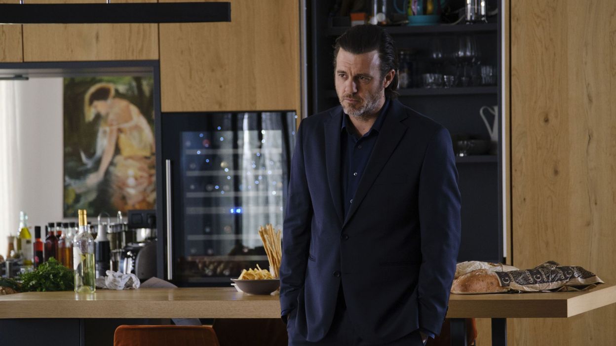 'Contre toi' : une mini-série inédite avec Charlie Dupont, Virginie ...