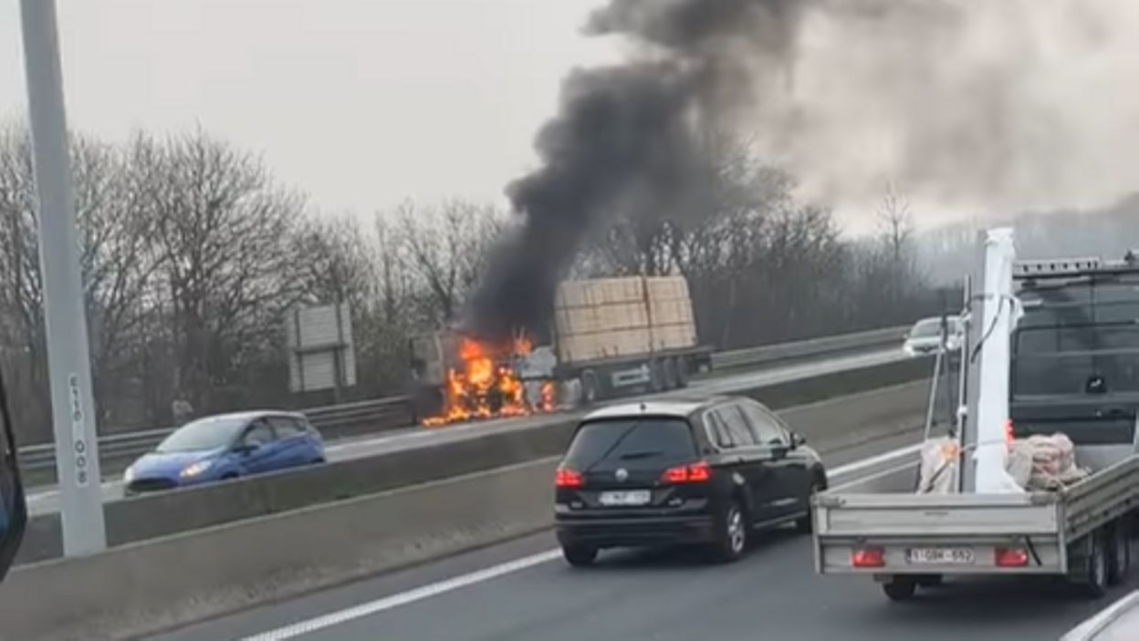 Affaissement d’un pont en travaux sur la E42 à La Louvière : une personne décédée, deux autres ...