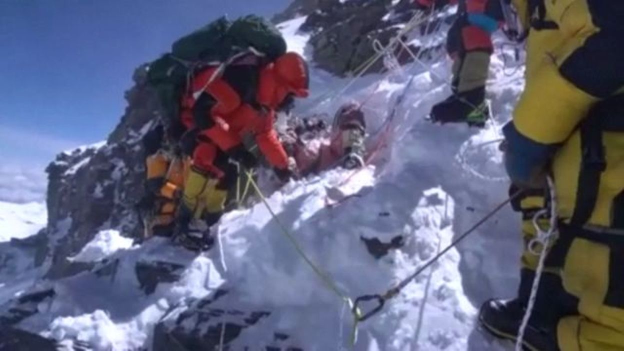 Ascension de l’Everest par Inoxtag : comment gravit-on le plus haut ...