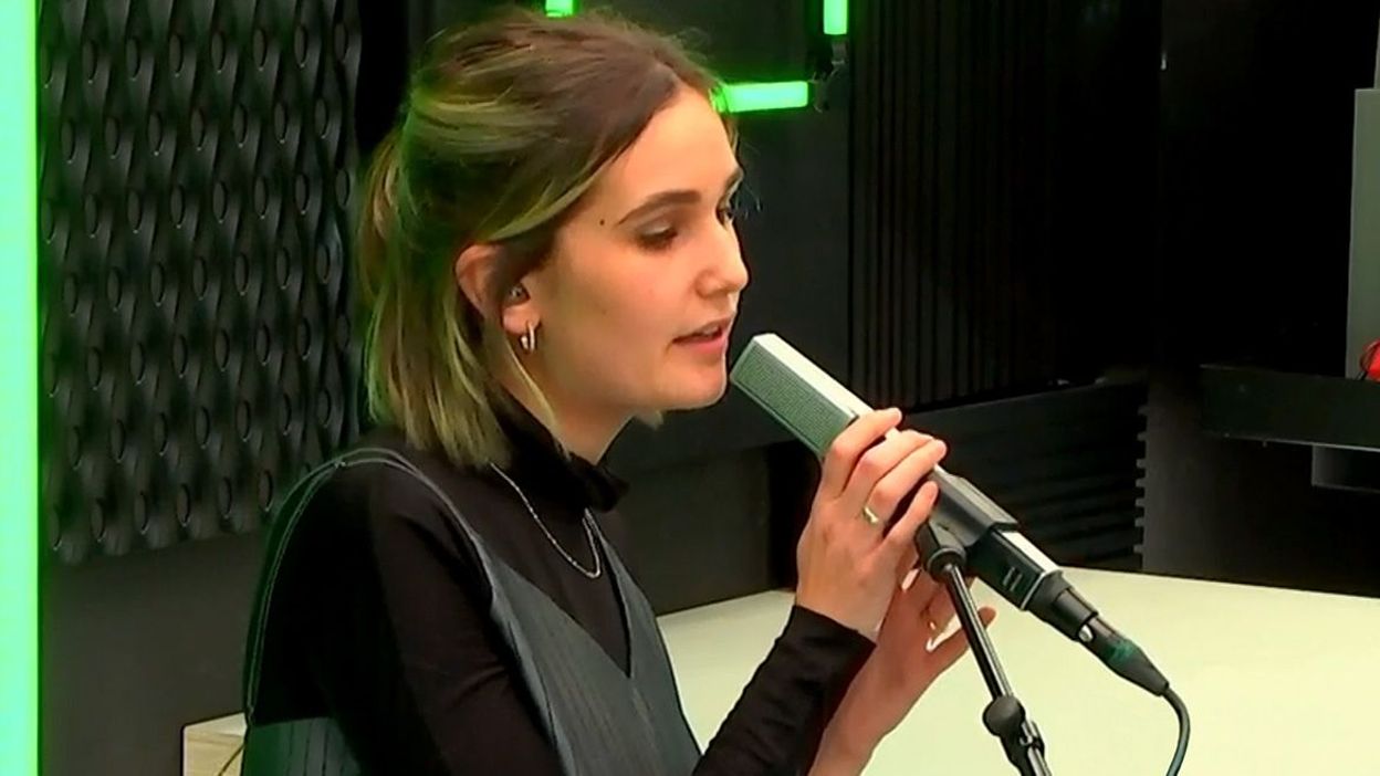 Le Manou reprend 'Balance ton quoi' d'Angèle pour la Belgian Music Week ...