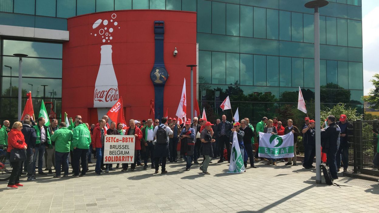 Coca-Cola: action de protestation des travailleurs belges et européens ...