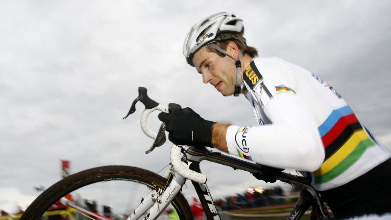 Niels Albert est le 'Géant flamand' 2009 - RTBF Actus