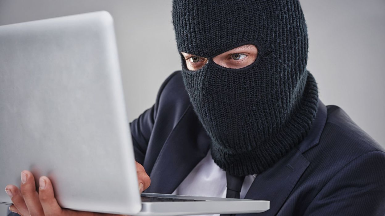 Les 7 arnaques les plus courantes sur internet : apprendre à les ...