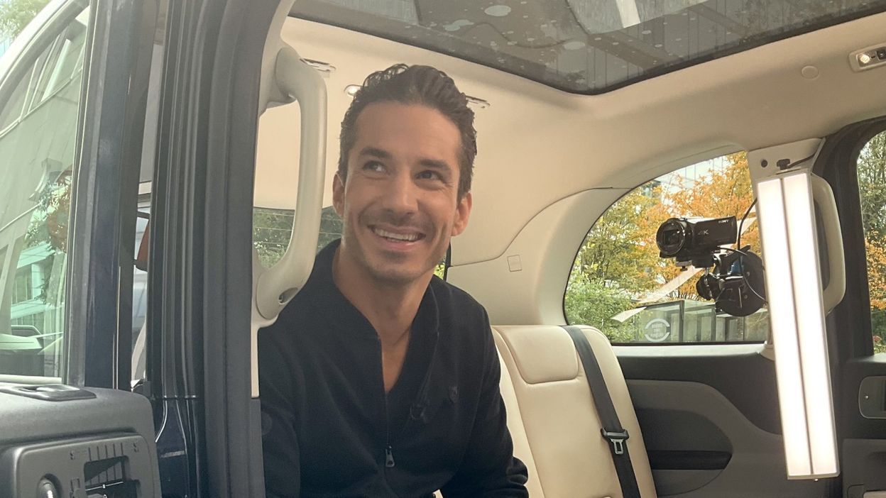 Hep Taxi : l’humoriste Jérémy Ferrari a fait de ses troubles, une force ...