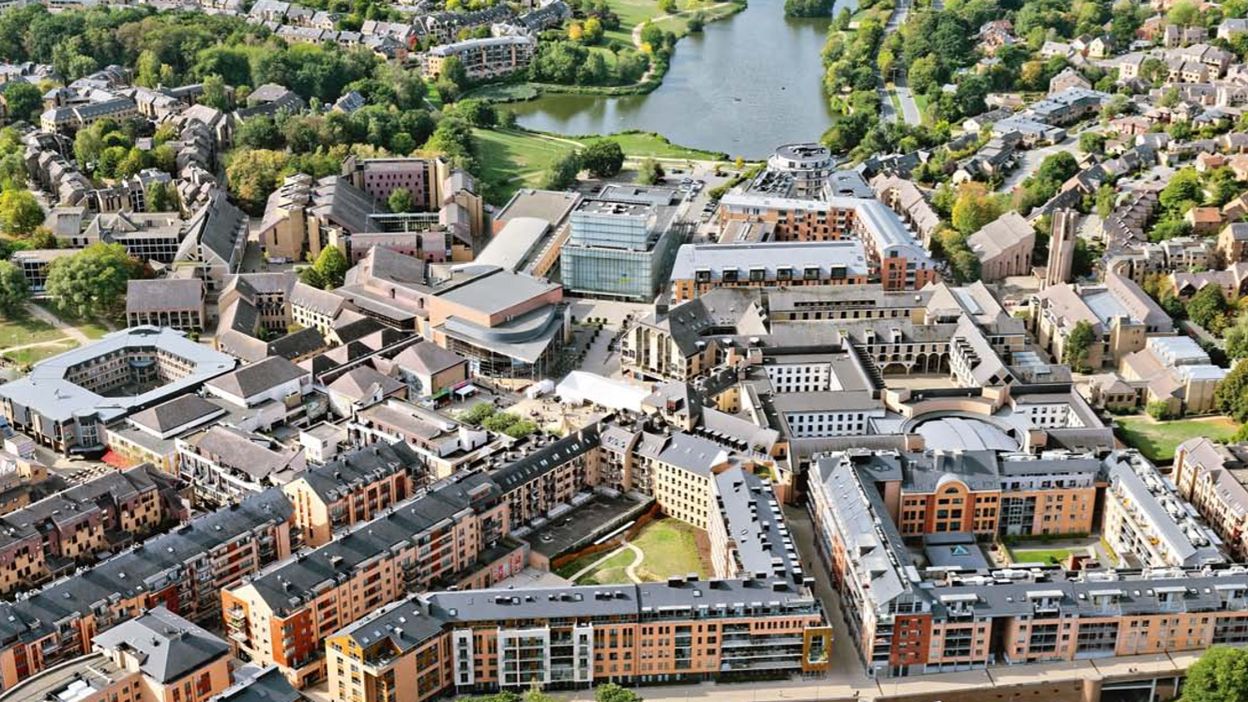 Louvain-la-Neuve vue du ciel, le livre-hommage d'un architecte ...