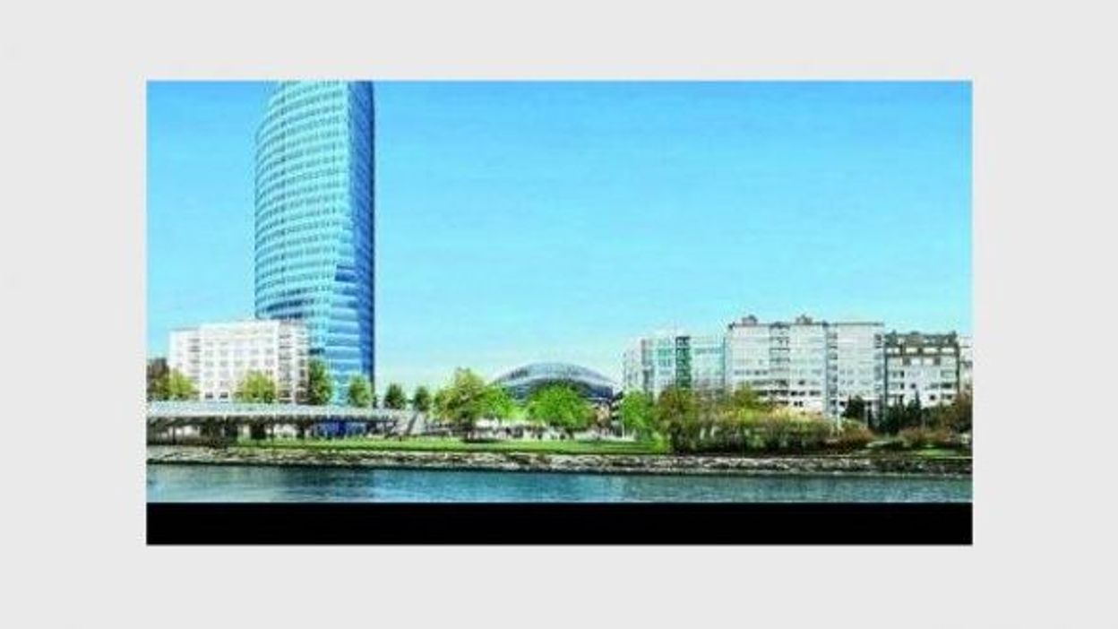 A Liège, le chantier de la future Tour des Finances est à l'arrêt ...