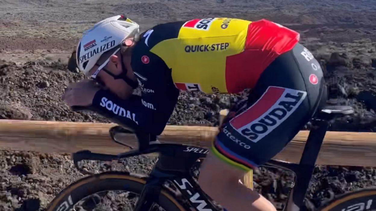 La position de CLM de Remco Evenepoel, fait réagir ses adversaires sur ...