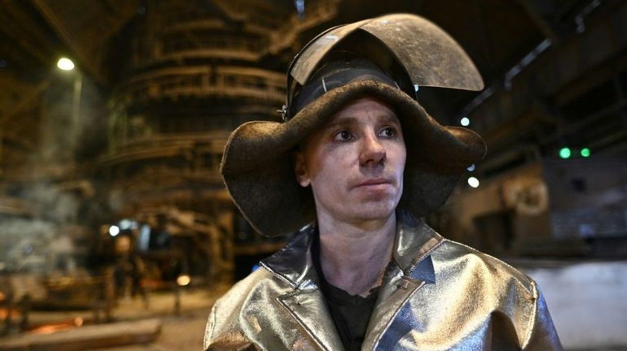 Le singe de la grand-place de Mons date du 15e siècle - rtbf.be