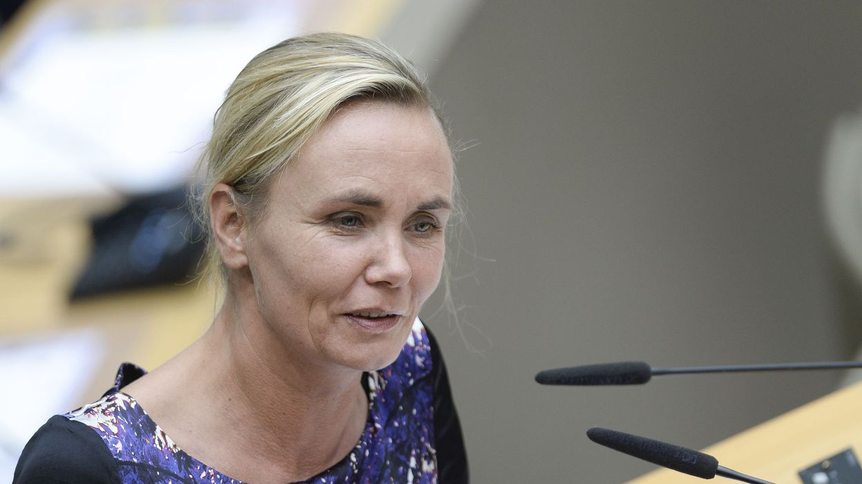Liesbeth Homans (N-VA): 'Nous voulons la réforme ultime' - RTBF Actus