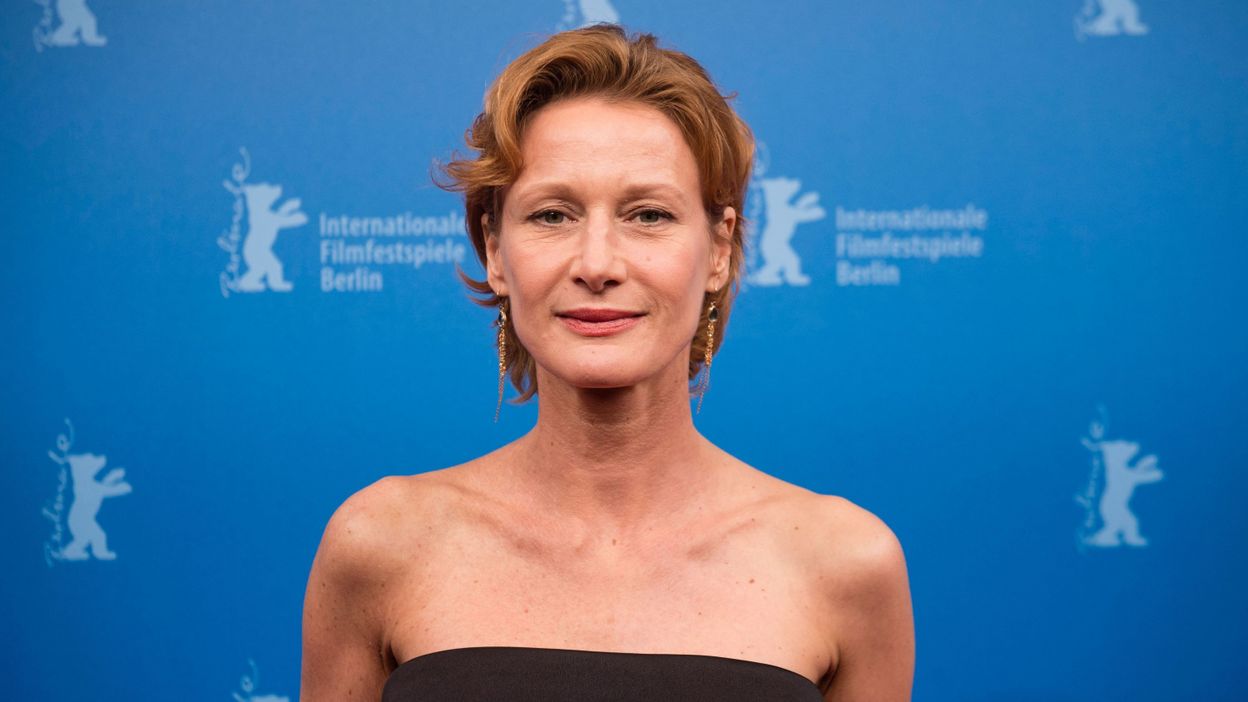 L'interview d'Astrid Whettnall pour 'La route d'Istanbul' - RTBF Actus