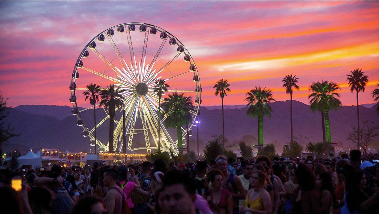 Coachella 2019: une station-service beauté signée Yves Saint Laurent ...