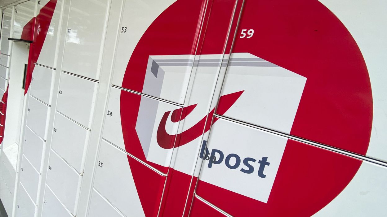 BNP Paribas Fortis devient actionnaire à 100% de Bpost Banque - RTBF Actus