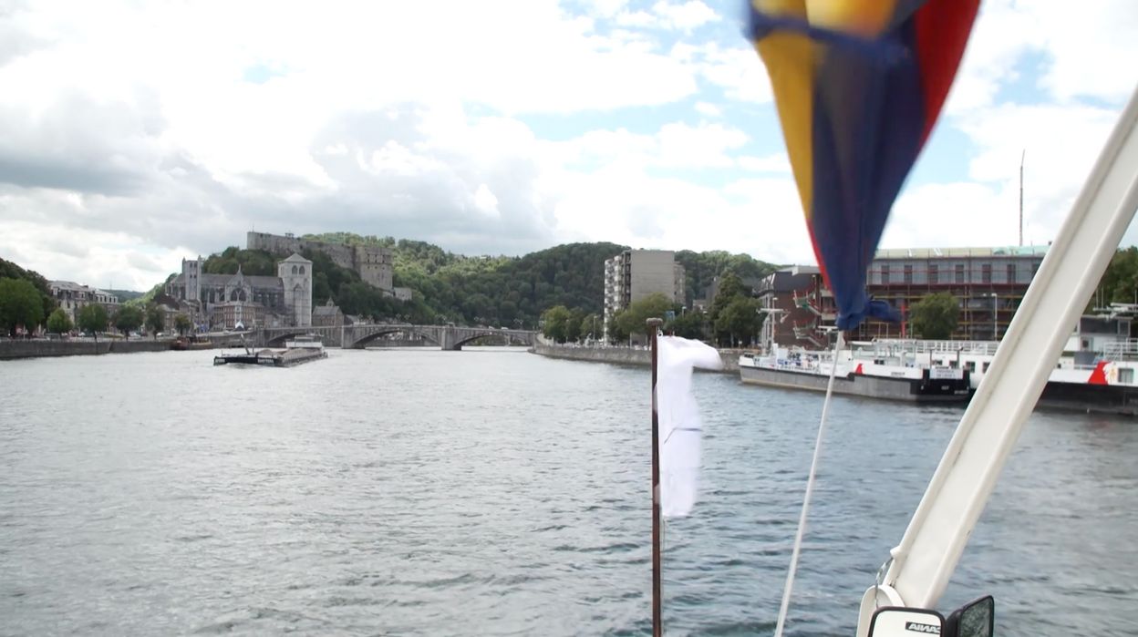À bord du Val Mosan ou au château de Jehay, découvrez la région de Huy ...