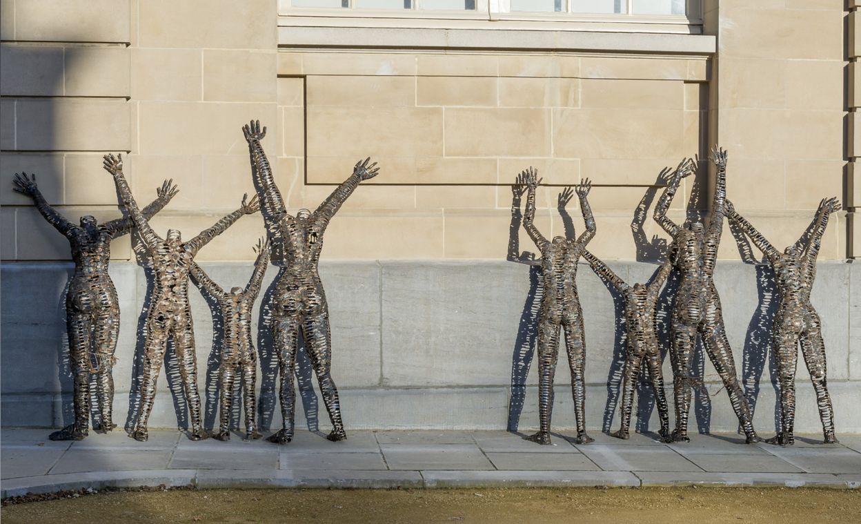 Les sculptures de Freddy Tsimba à l'AfricaMuseum - RTBF Actus