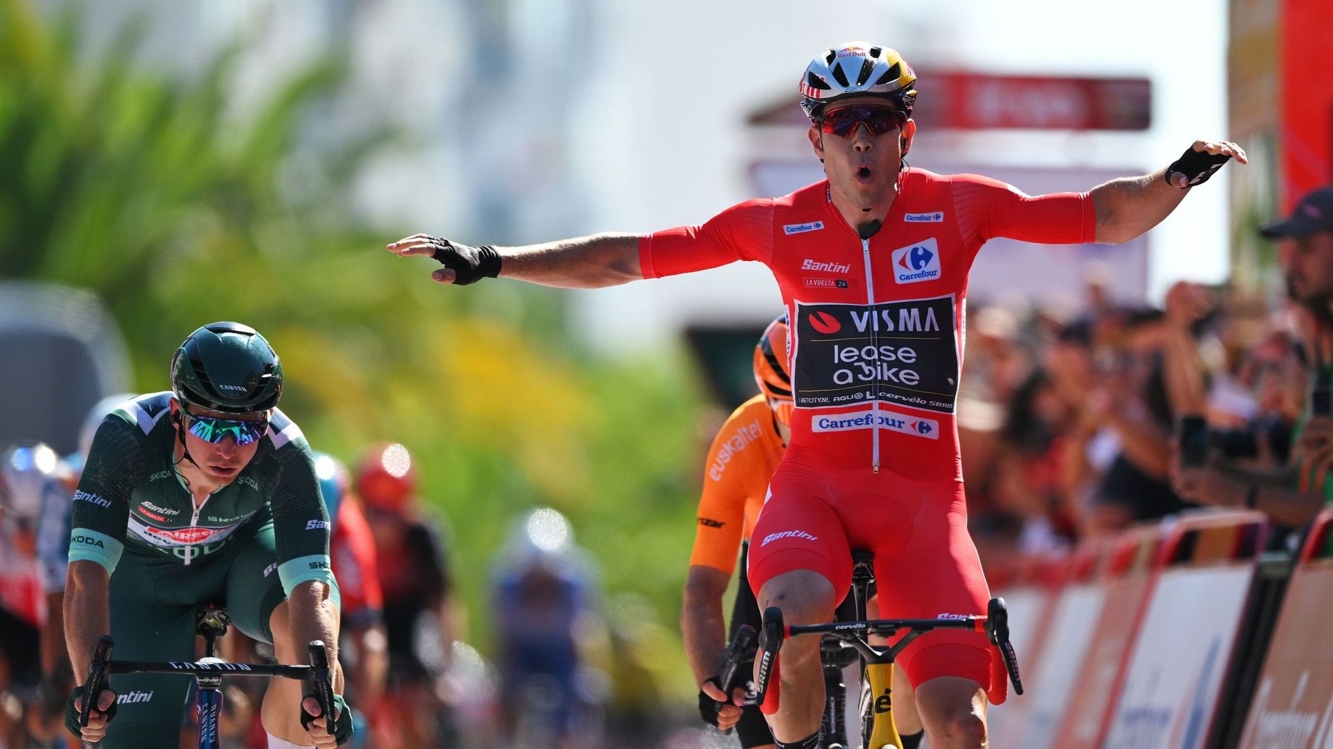 Vuelta 2024 : Wout van Aert termine deuxième derrière Kaden Groves mais ...