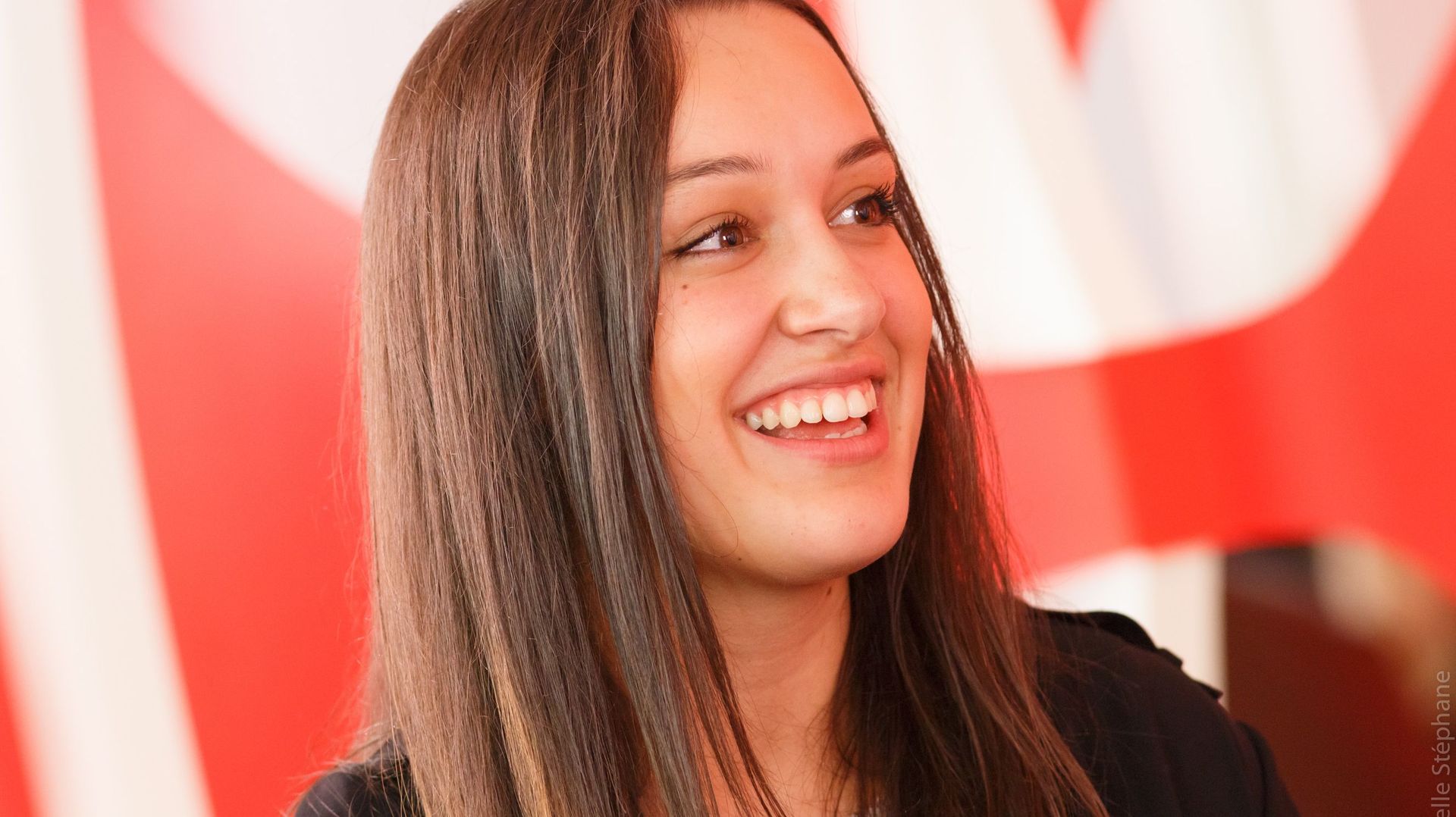 La chanson bonheur de Sarah Boudou - rtbf.be